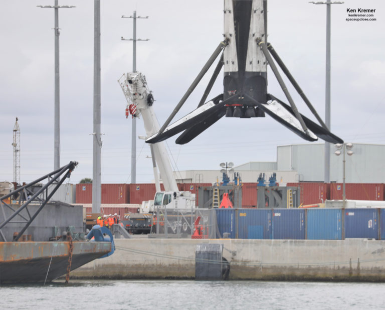 1st Quadruply Launched/Landed SpaceX 1st Stage Booster Craned off ...