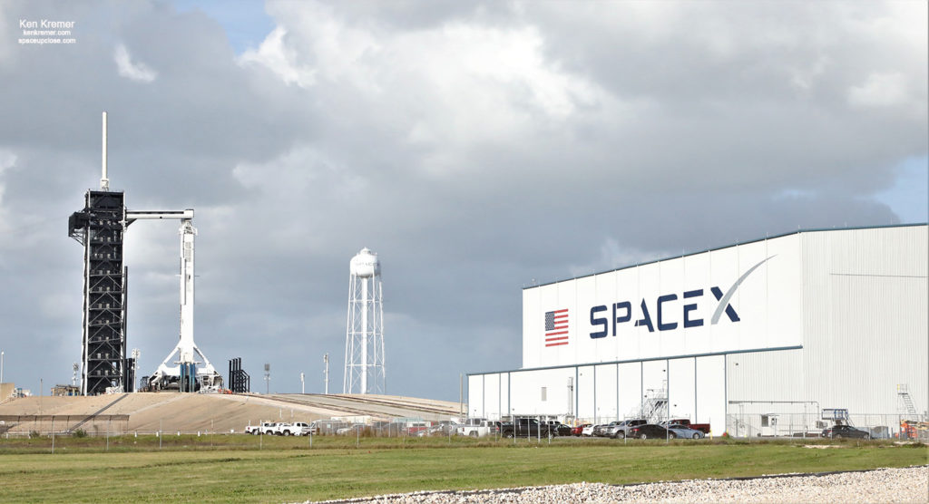 NASA, SpaceX Successfully Demonstrate Astronaut Launch Escape System on ...
