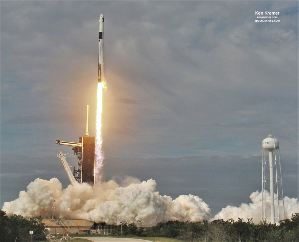 NASA, SpaceX Successfully Demonstrate Astronaut Launch Escape System on ...