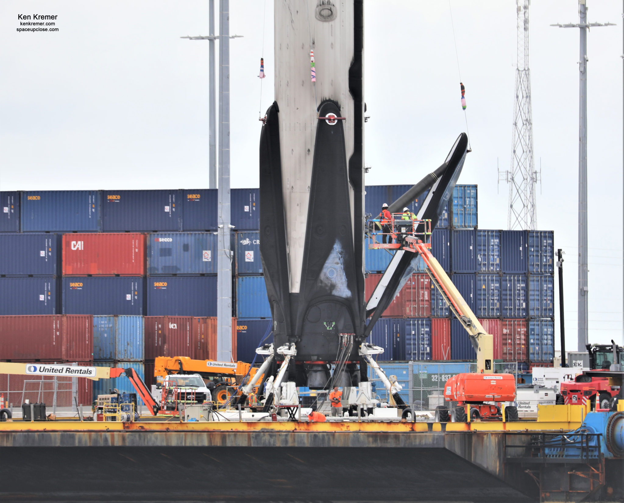 Landing Legs Retracted while Still on Droneship – Major Advance for ...