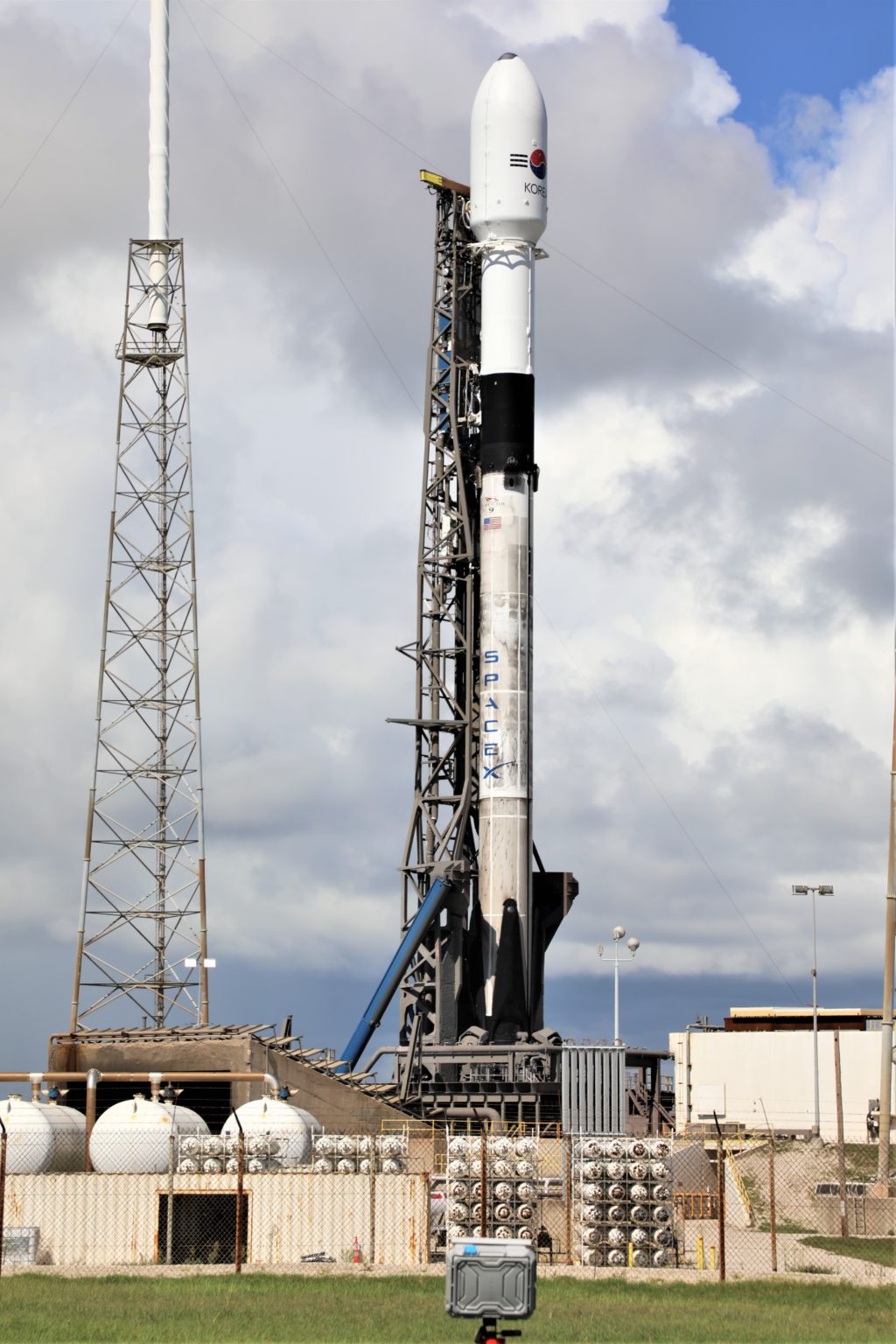SpaceX Falcon 9 Set for Blastoff with Anasis-II for South Korean ...