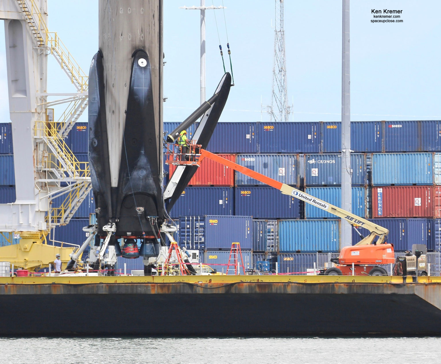 SpaceX Falcon 9 Goes Horizontal After All 4 Landing Legs Retracted ...