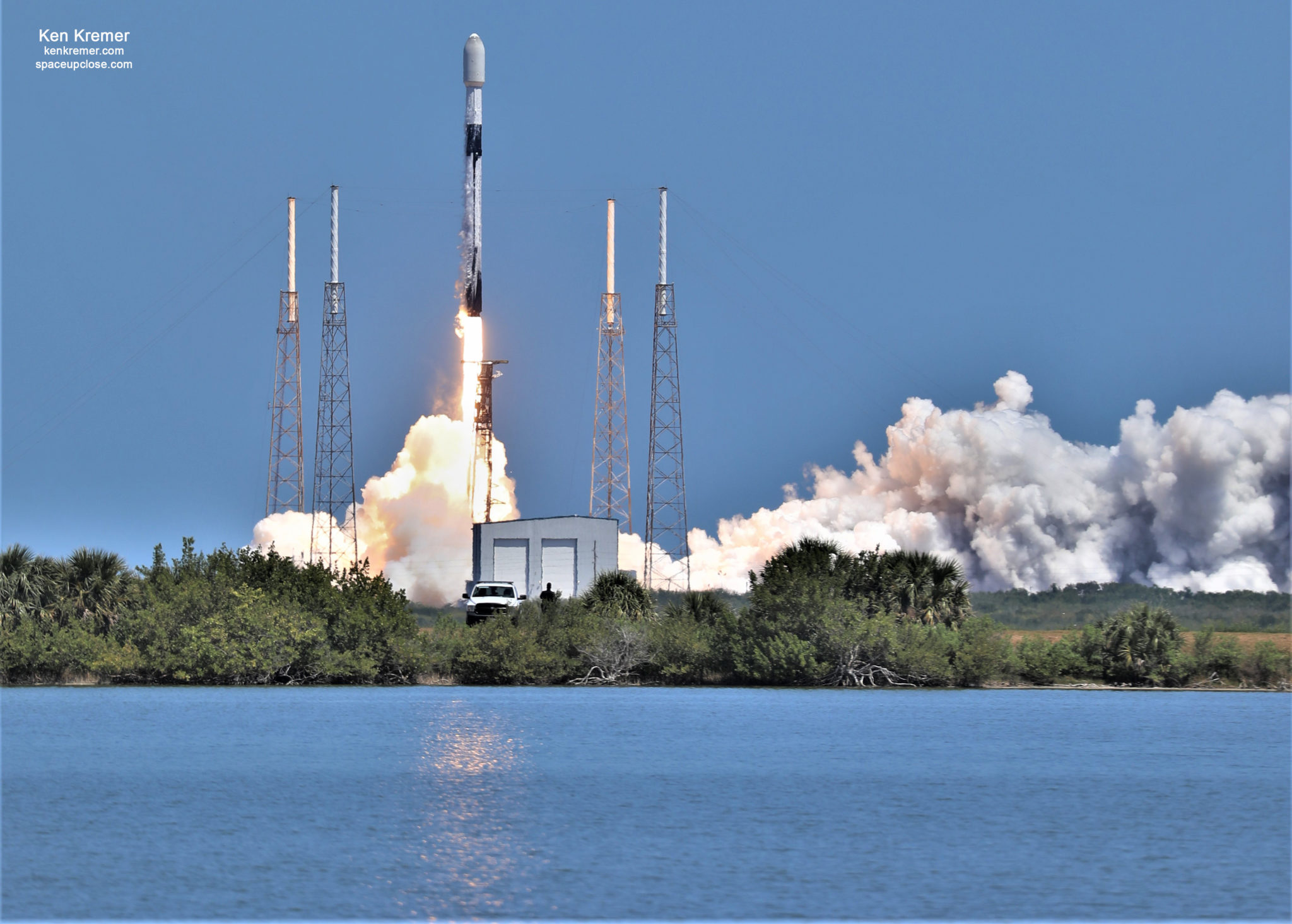 SpaceX Falcon 9 Soars 7th Time Delivering Next Batch Starlink ...