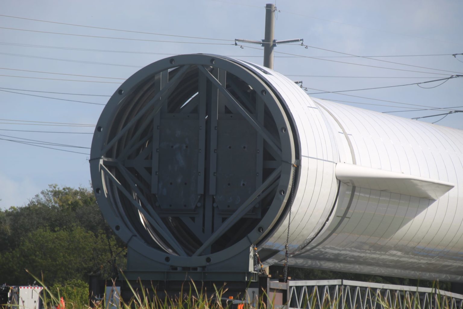 Blue Origin New Glenn Rocket Pathfinder Rolls to Launch Complex 36 ...