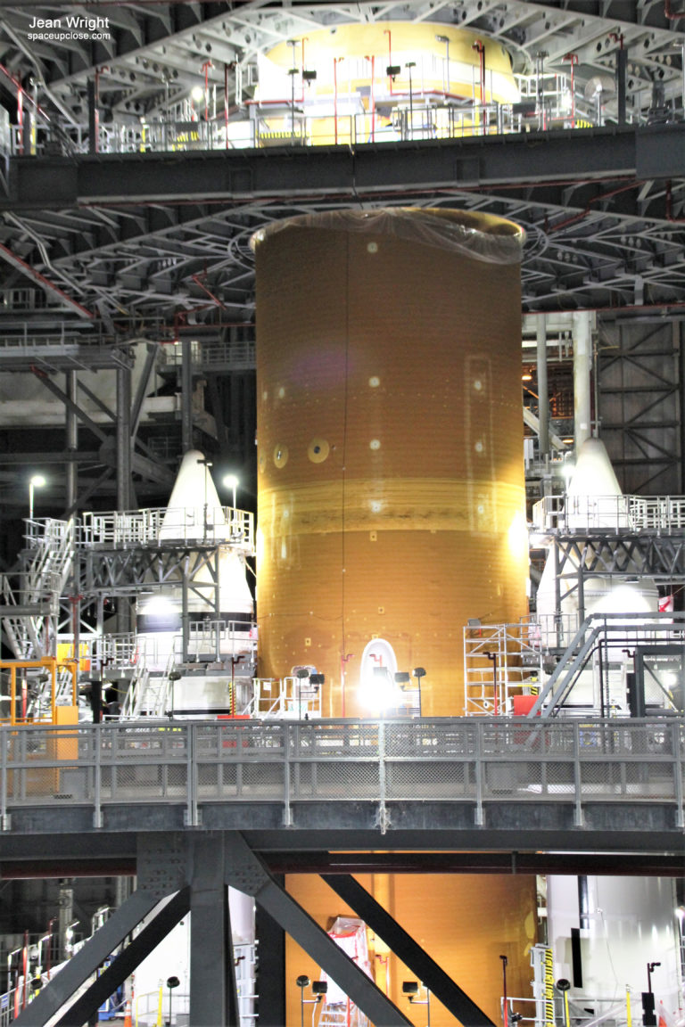 SLS Unveiled in VAB as NASA Retracts Last Work Platforms Ahead of KSC ...