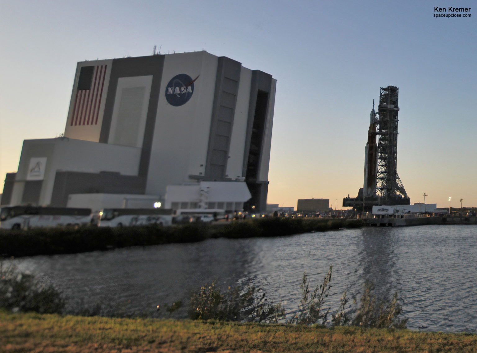 Maiden NASA SLS Mega Moon Rocket Rolls out to KSC Launch Pad for ...