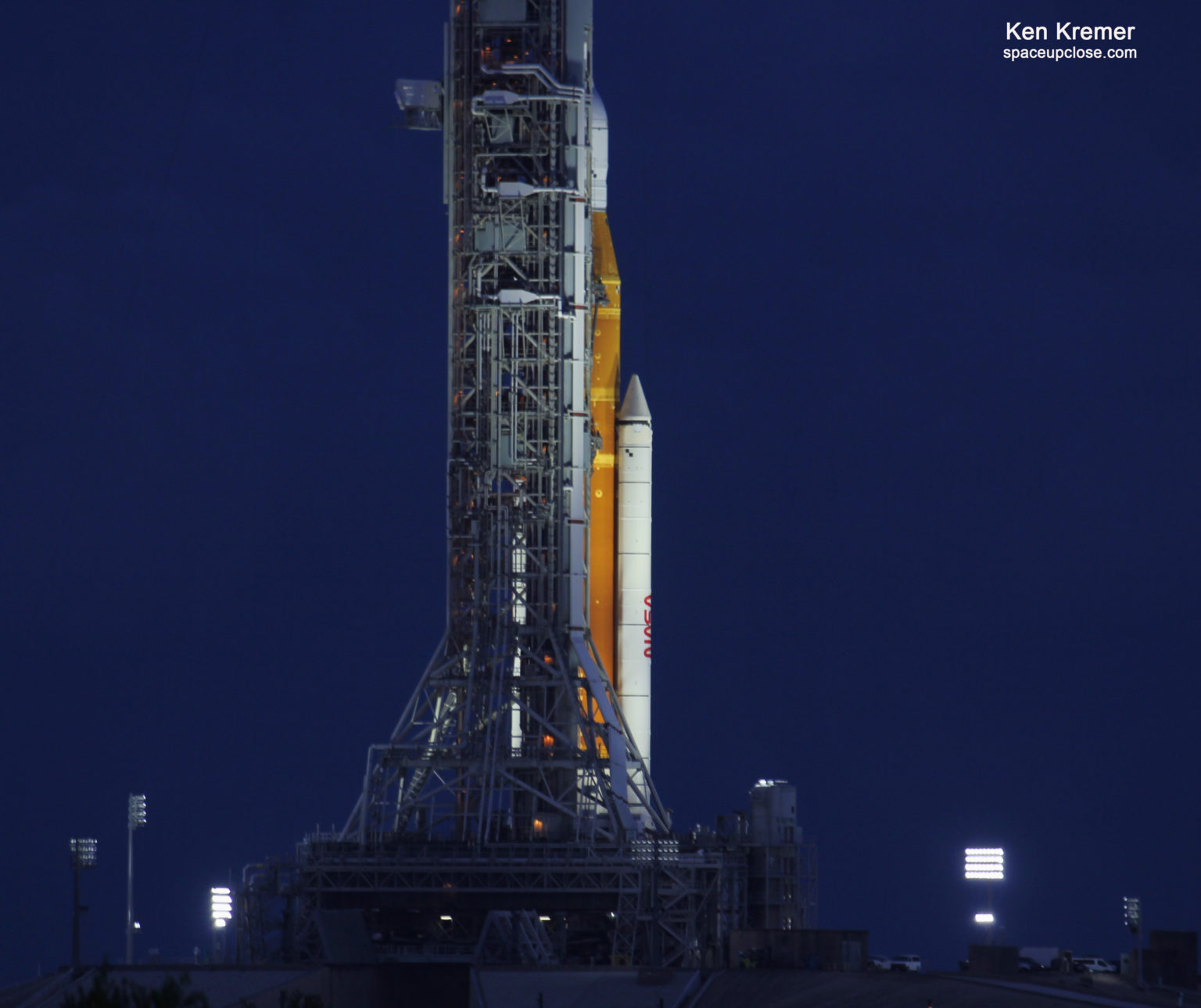 Last Look at Artemis 1 atop Launch Pad 39B Before Rollback to VAB ...