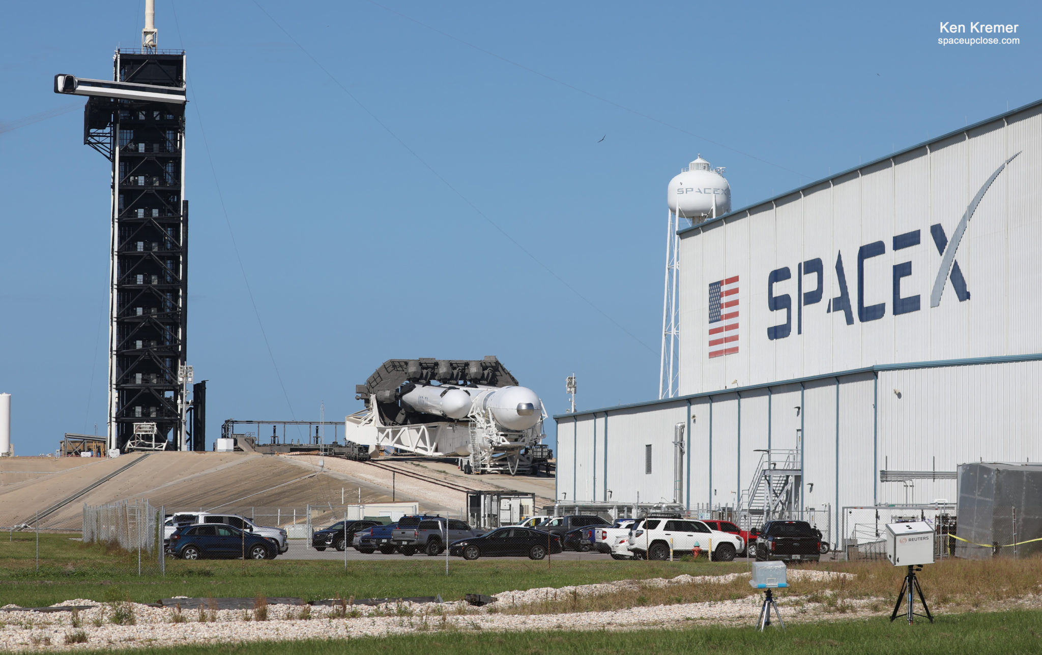 SpaceX Falcon Heavy Blasts off on 1st National Security Clandestine Mission Shrouded in Fog ...