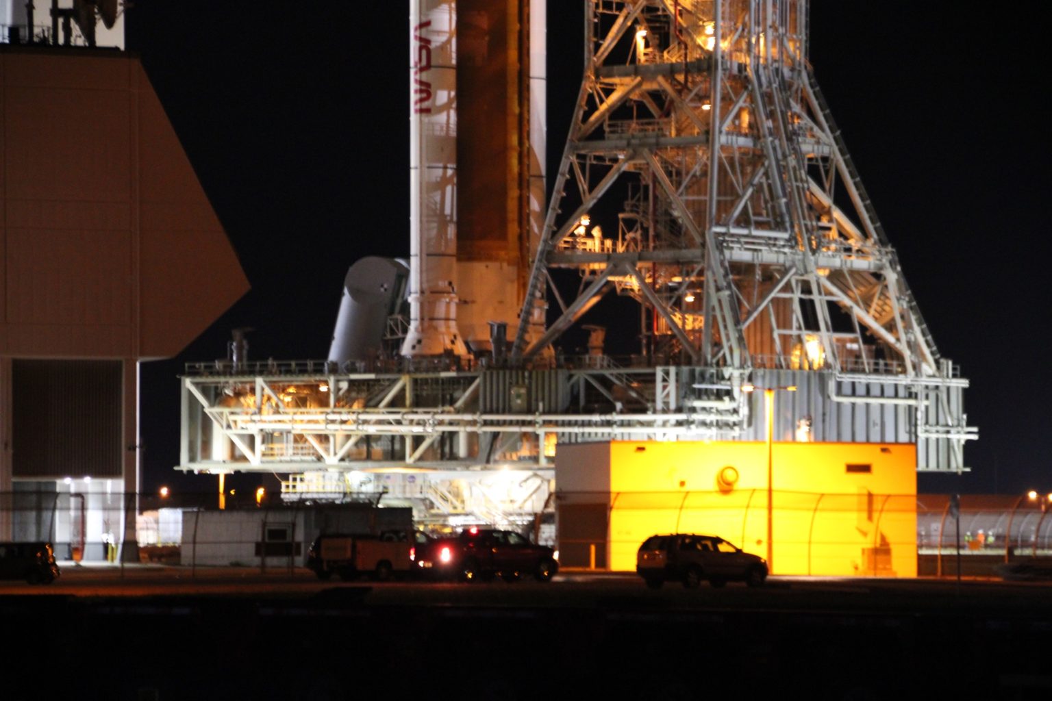NASA’s Artemis 1 Rolls to Launch Pad 39B for Nighttime Lunar Launch ...