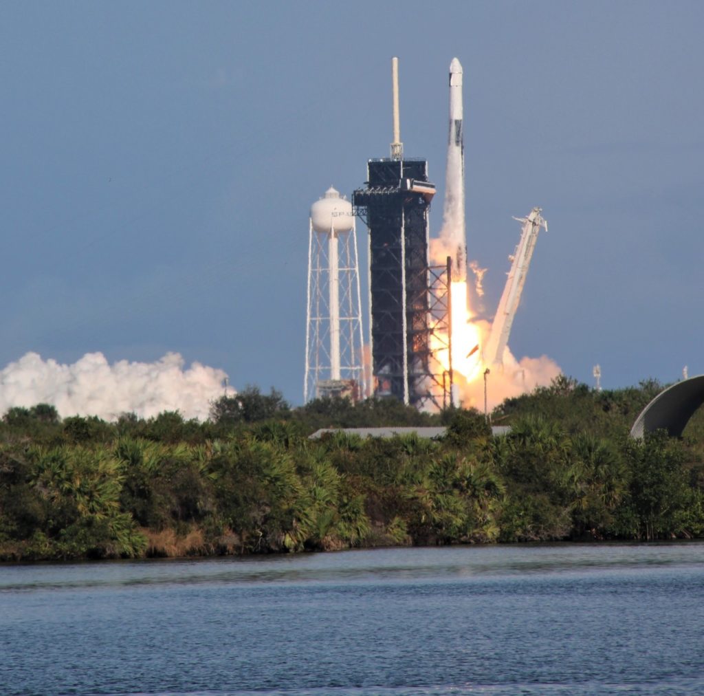 SpaceX Cargo Ship Launches NASA Science and Solar Arrays to Space ...