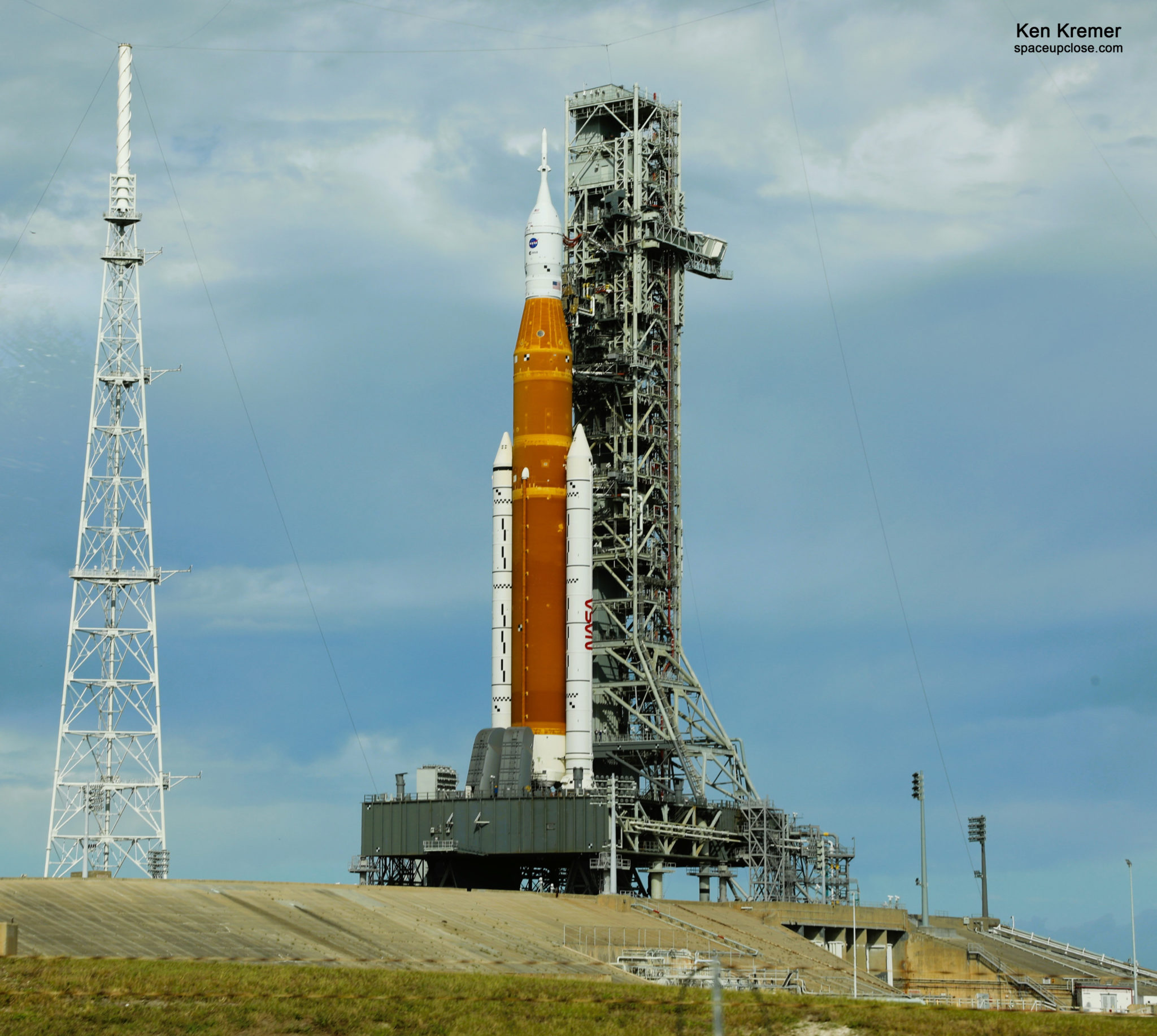 Orion Reaches Farthest Distance And Halfway Mark On Artemis 1 Mission