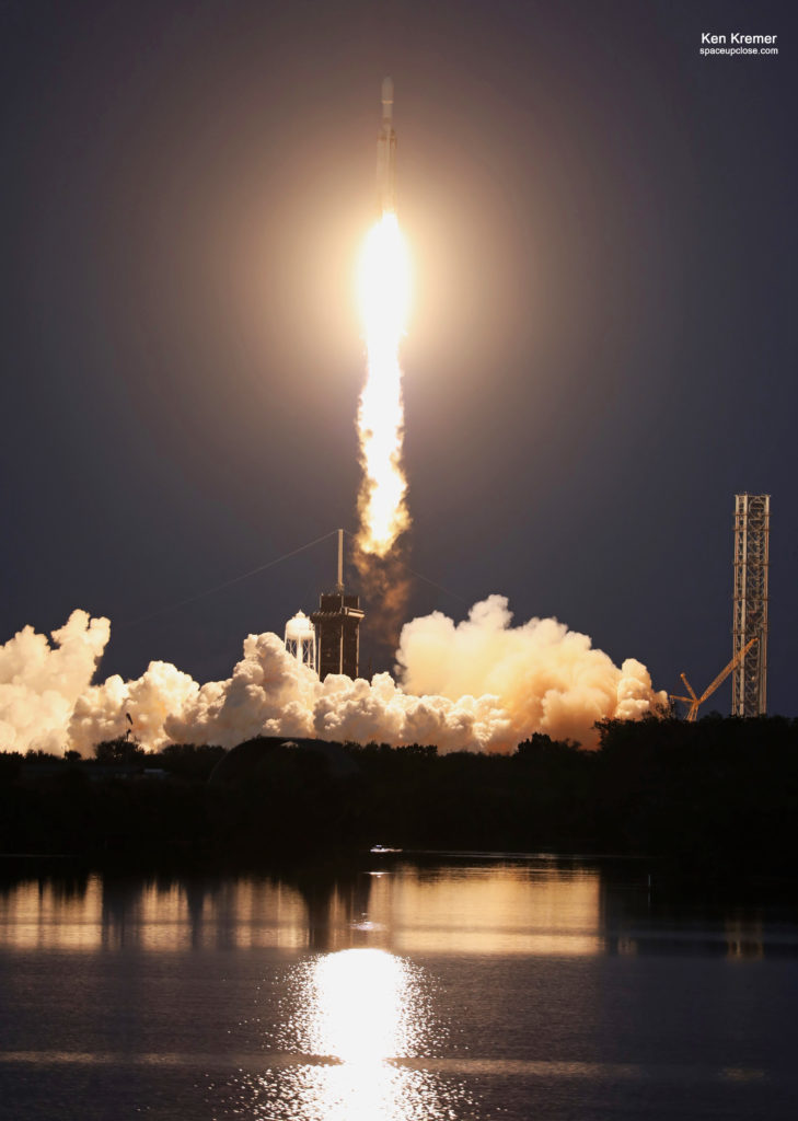 Spectacular Sunset Launch for 1st SpaceX Falcon Heavy of 2023 Sends US ...
