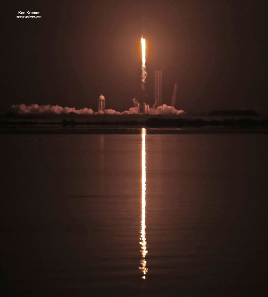 Magnificent Middle of Night SpaceX Launch Delivers 53 Starlinks to ...